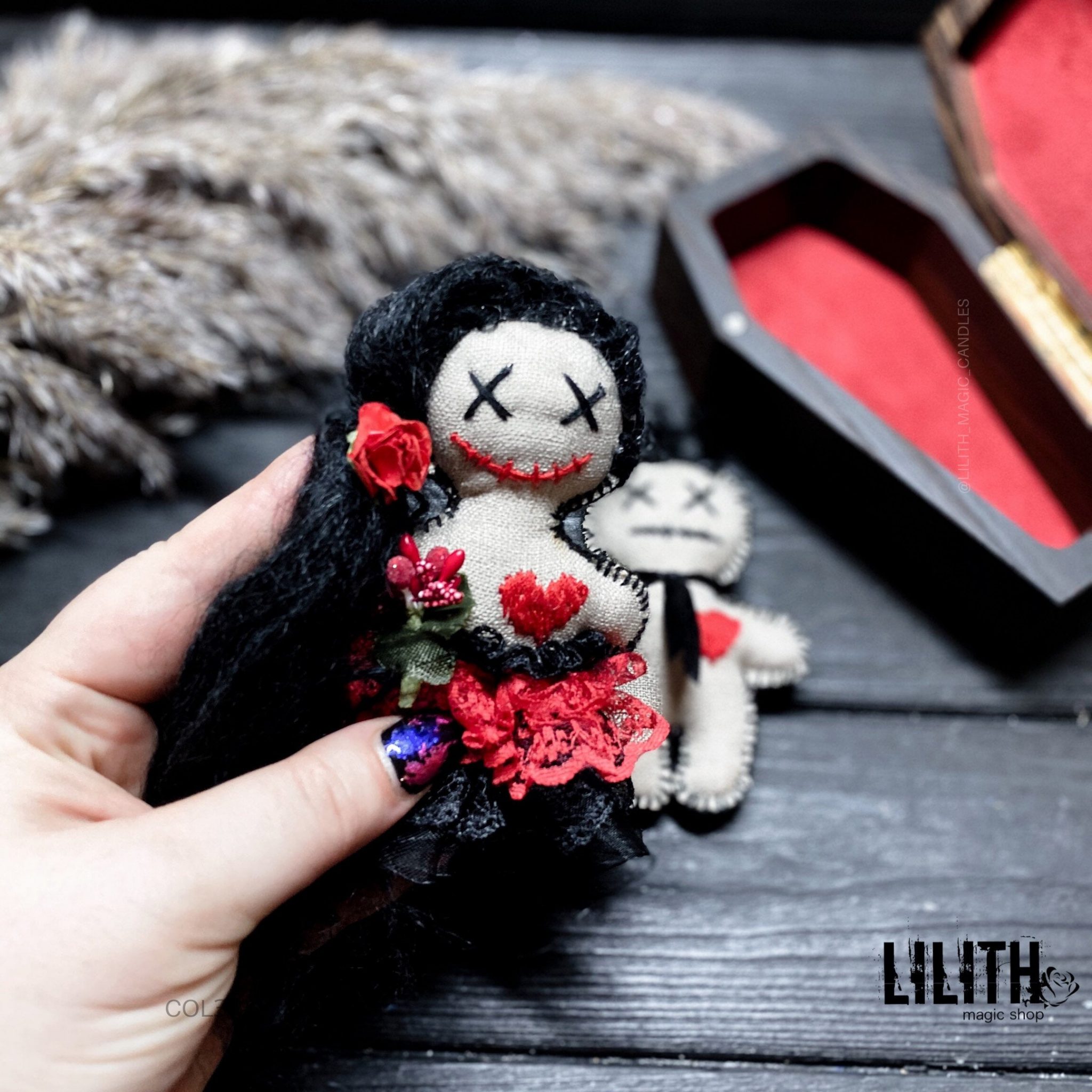 2 Handmade Voodoo dolls for Voodoo love spells - male doll + female ...