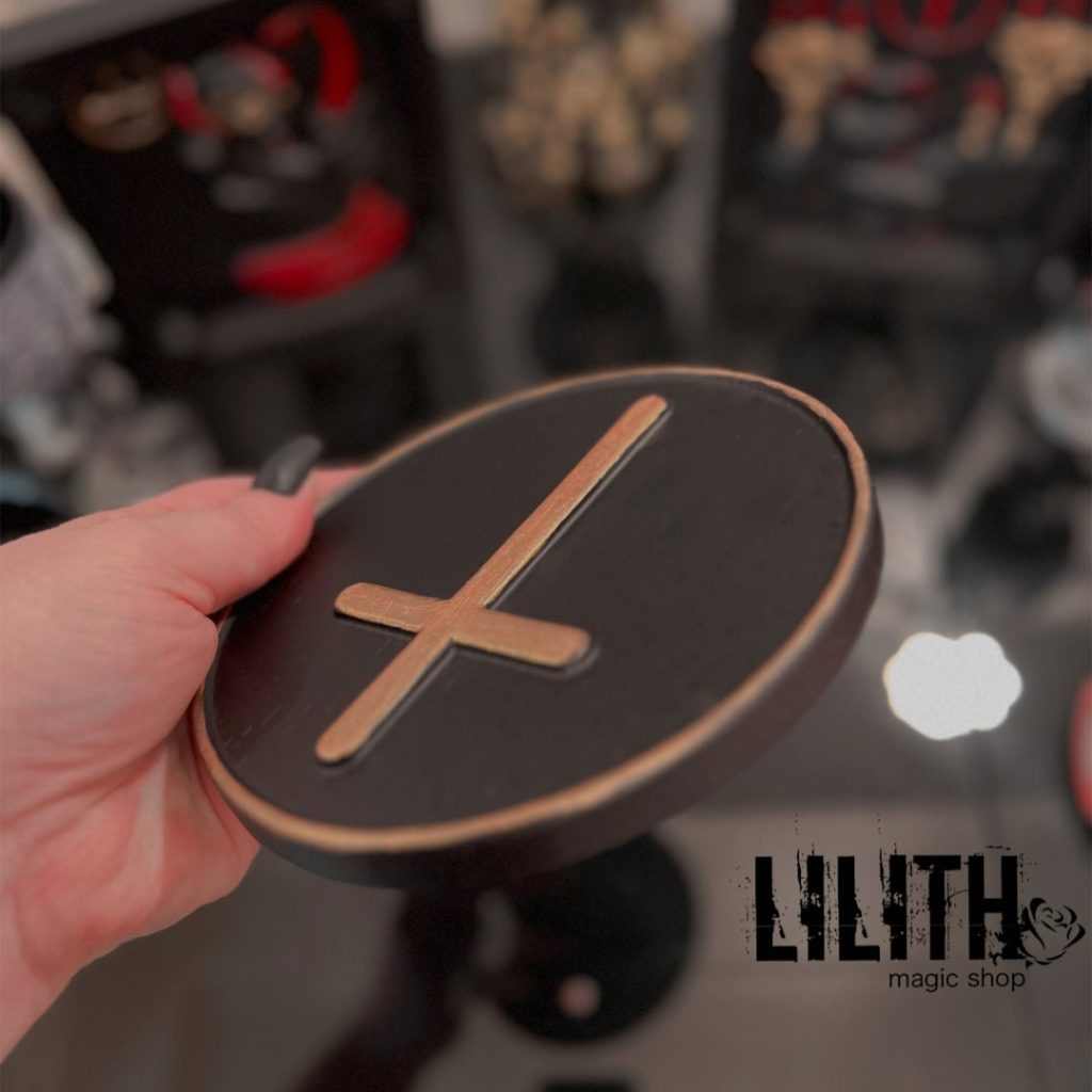 Death Wooden Altar Pentacle for Appealing to Her or Casting Black ...