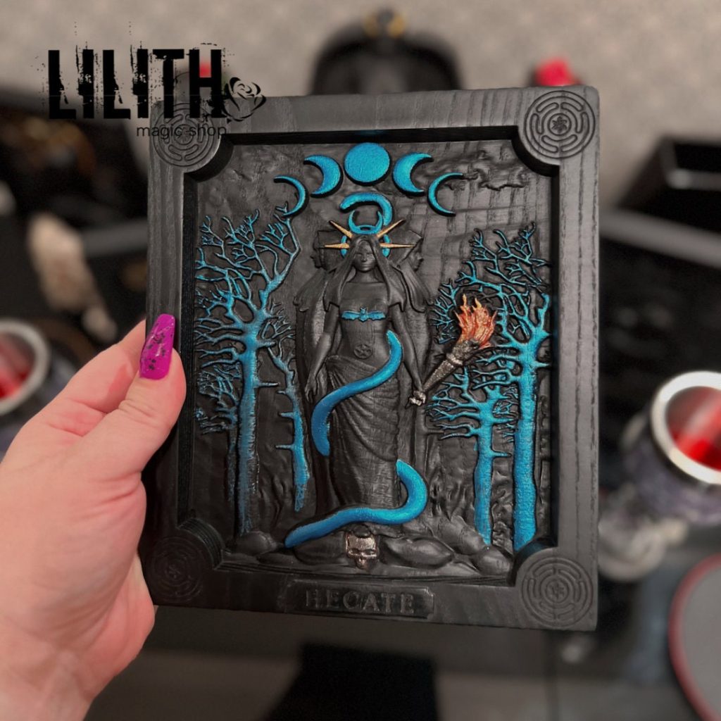 Hecate Wooden Panel - Lilith Magic Candles